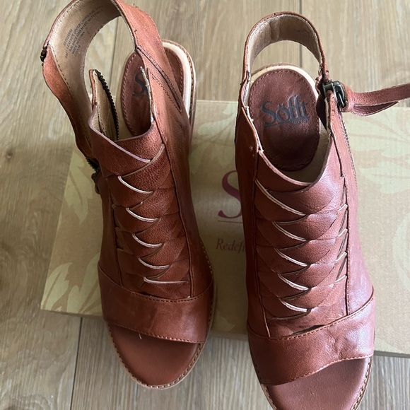 Sofft | Shoes | Sofft Womens Size 8 Mckenna Color Cognac | Poshmark